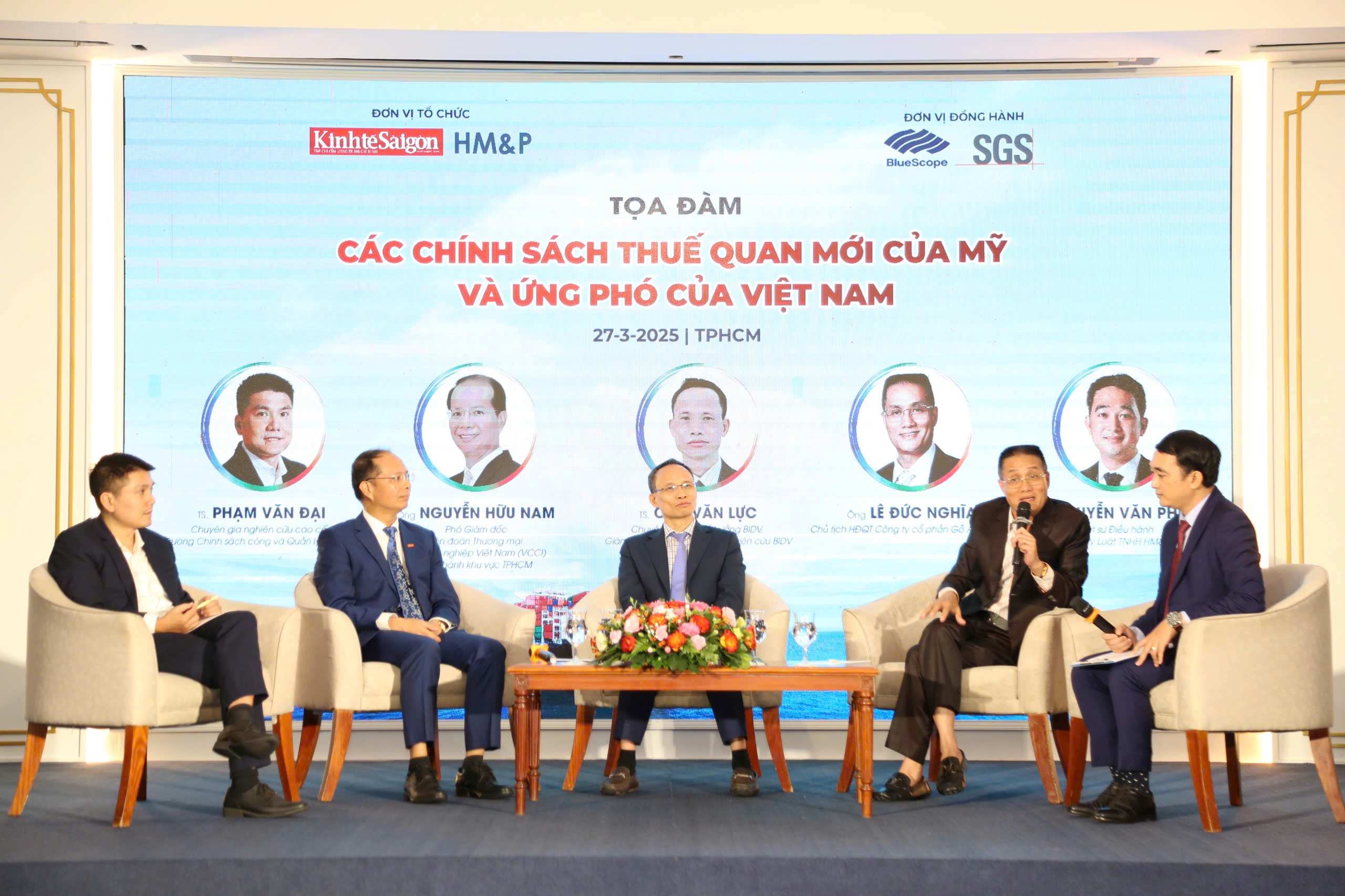 Doanh nghiệp Việt bàn cách giảm rủi ro từ chính sách thuế quan mới của ...